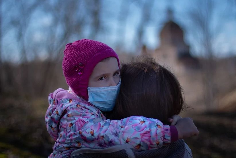 Sibiu: Adulţii cu COVID-19 nu mai au loc la ATI. Patru copii sunt ...