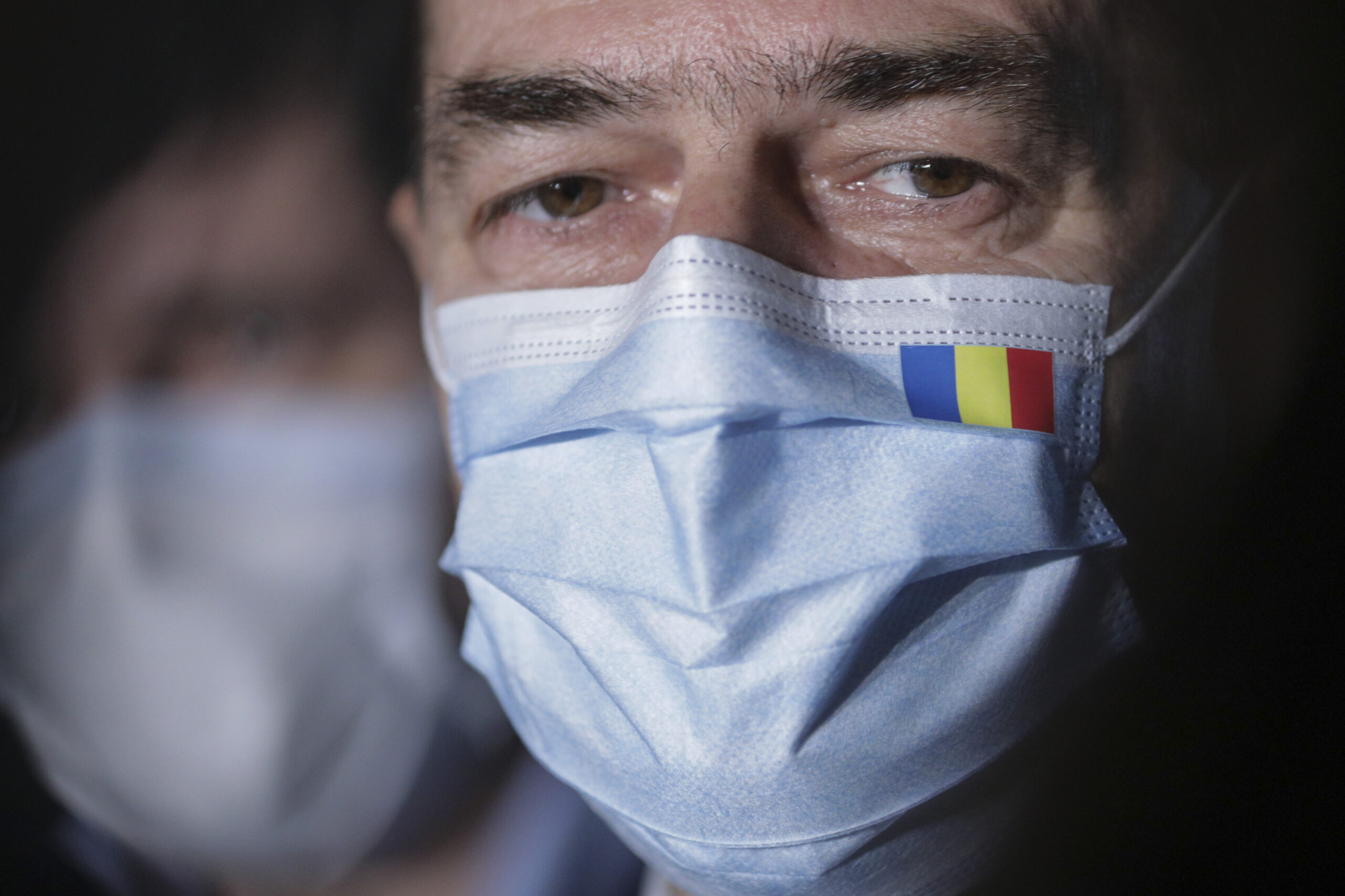Ludovic Orban și Anca Dragu se vaccinează azi antiCovid - spotmedia.ro