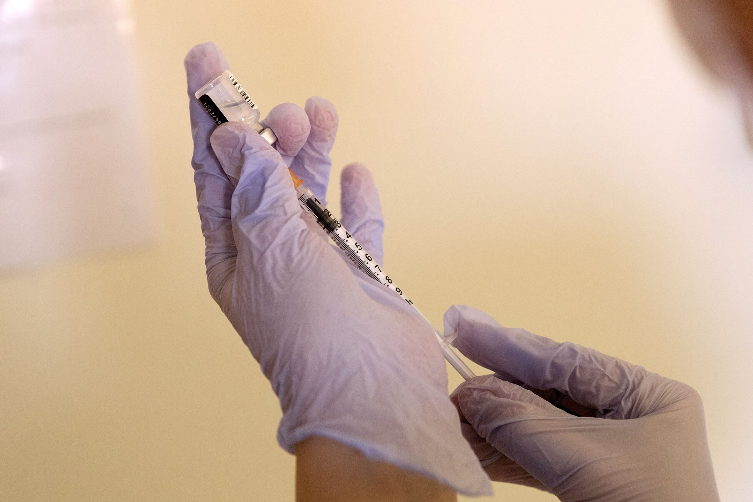 Cele peste 500.000 de doze de Pfizer au ajuns, în sfârșit, în România ...