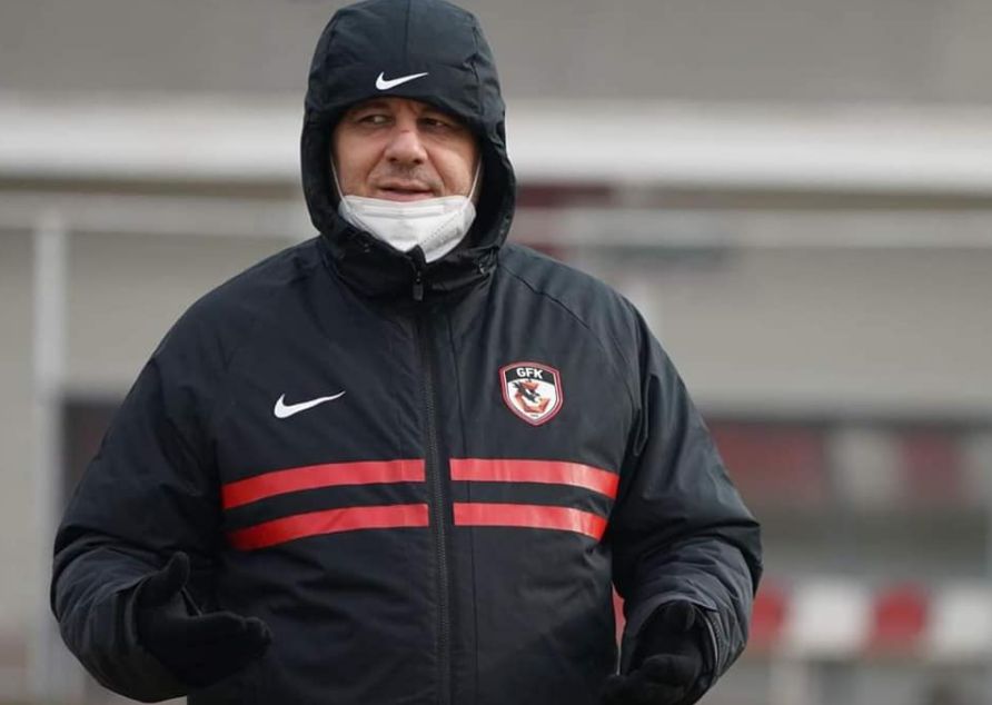 Șumudică face plângere la FIFA după ce a fost dat afară de turci ...