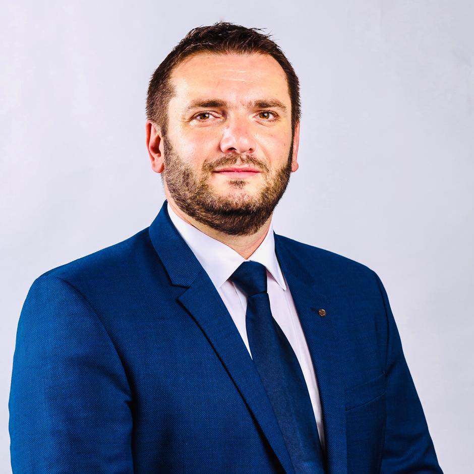Liderul PLUS Cluj a fost numit şef al Cancelariei premierului Cîțu. De ...