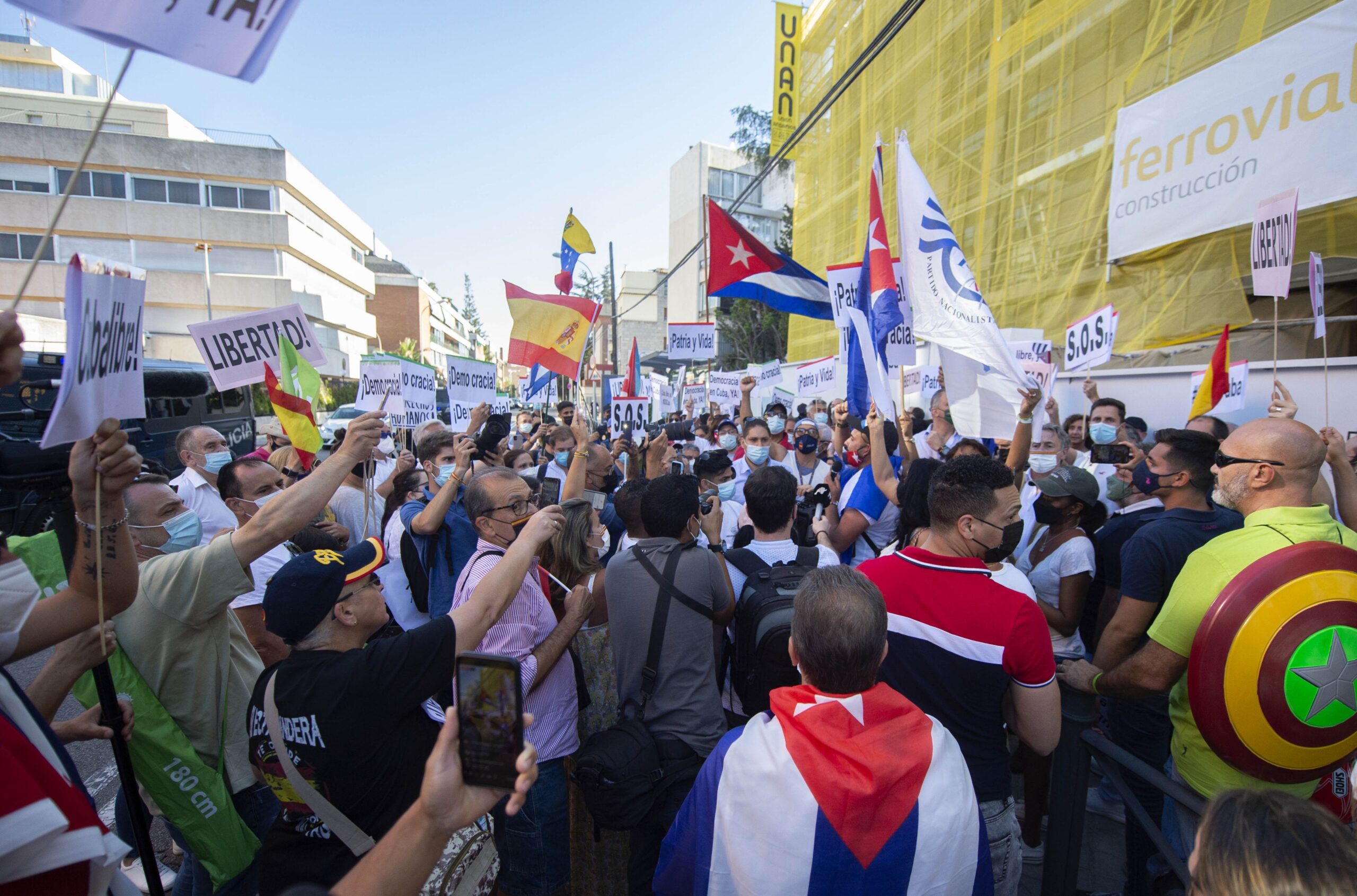 Criza din Cuba se amplifică: Populația a fost lăsată fără acces la ...