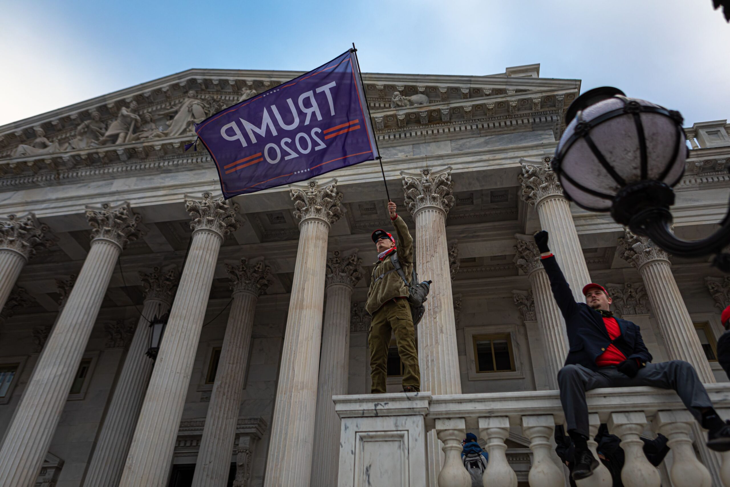 Asaltul de la Capitoliu: Curtea Supremă a SUA decide în favoarea unui ...