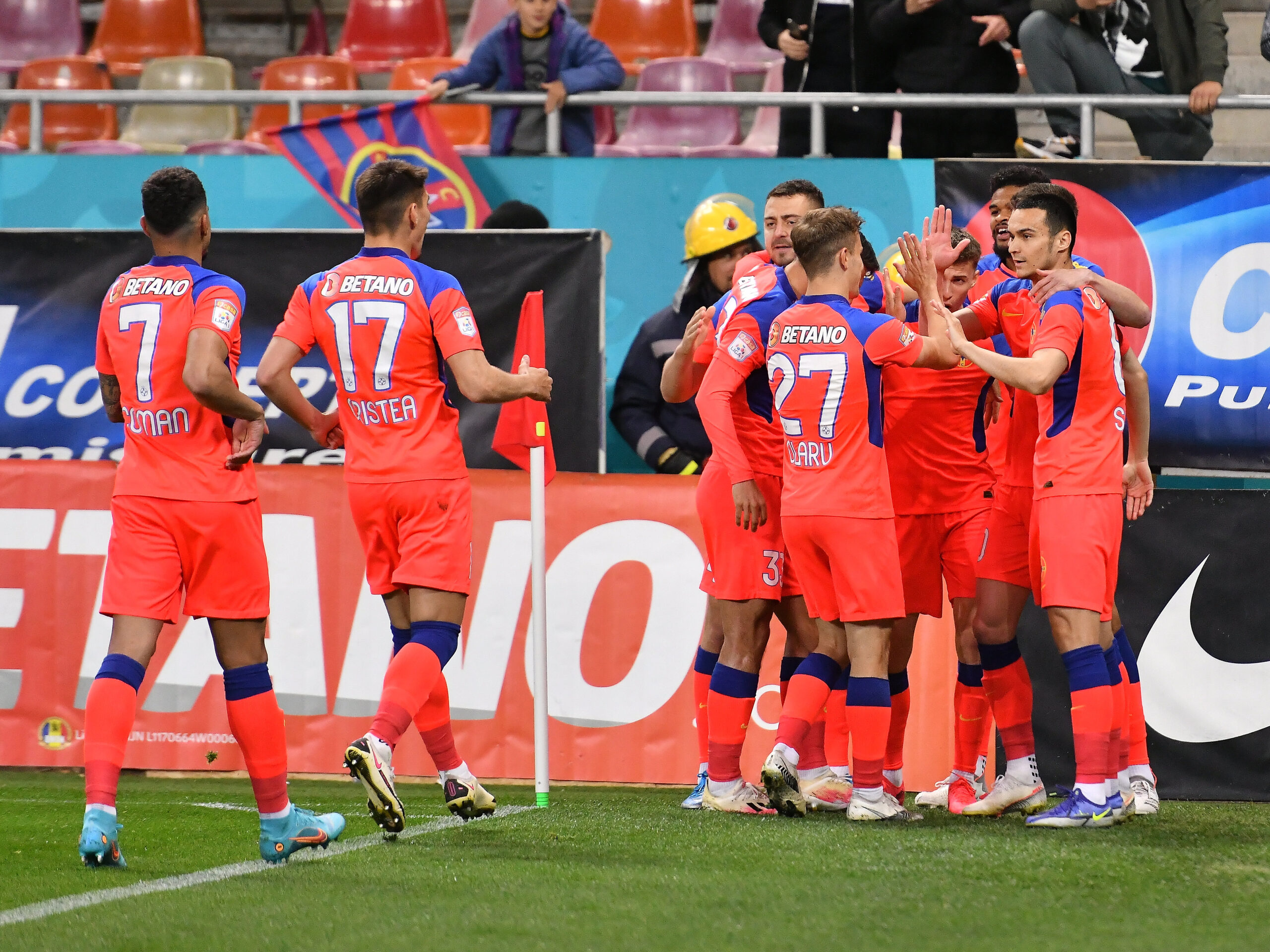 Care sunt atuurile FCSB-ului în lupta la titlu, în viziunea lui Ilie ...