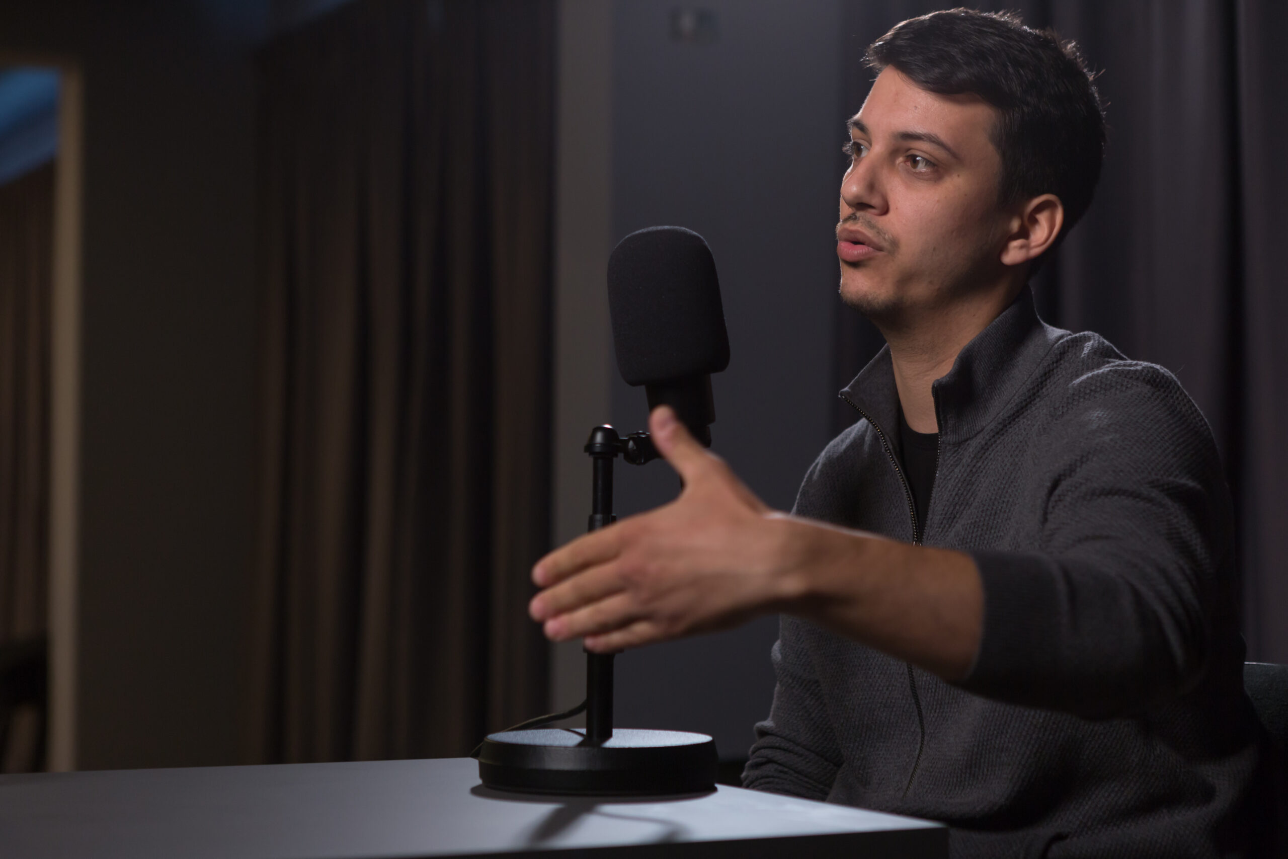 Radu Nicolau, cofondator AudioTribe: La un audiobook ai sleep timer ...