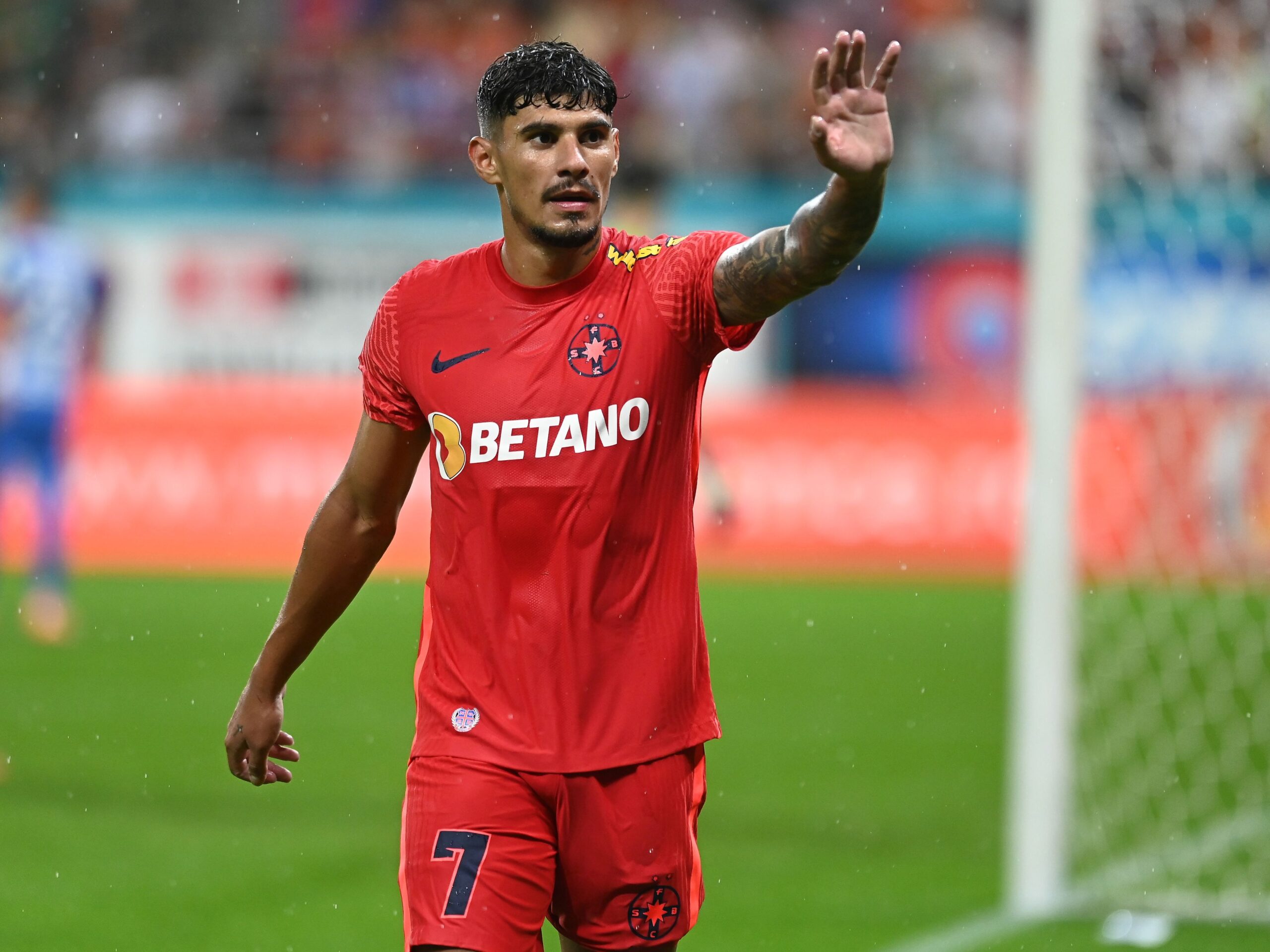 FCSB a acceptat o ofertă de transfer pentru Florinel Coman: Conducerea ...