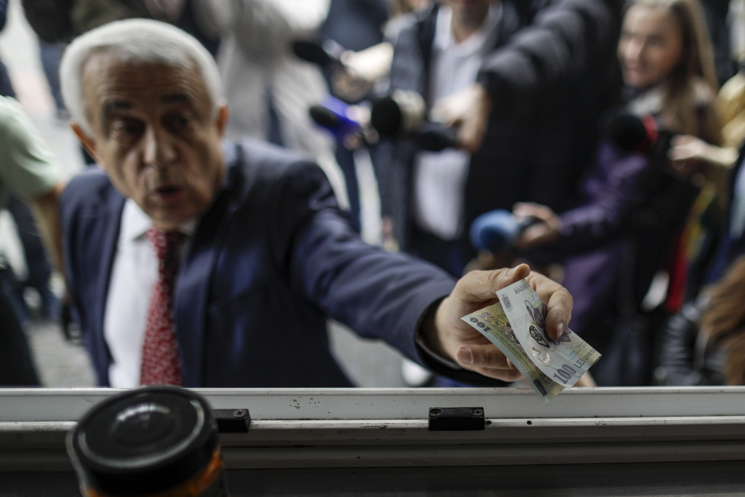 Daea explică de ce soția și nora dansatoare sunt angajate la APIA: O ...