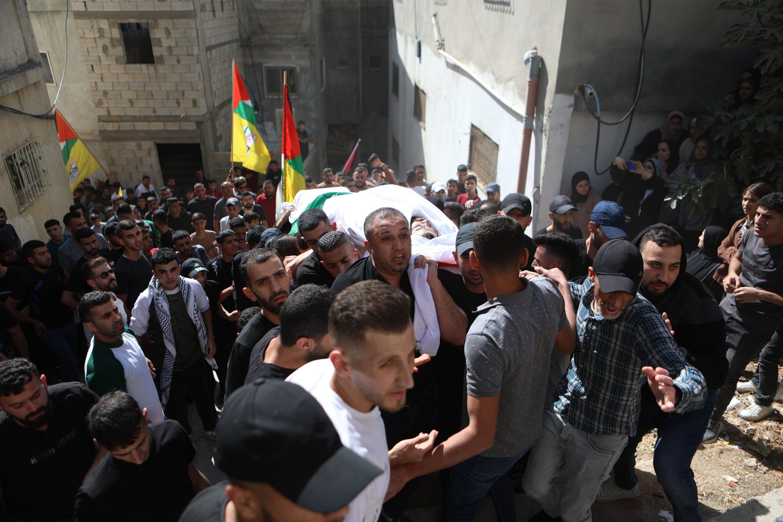 Război Israel-Hamas Gaza, „tăiată în două”, IDF anunță „lovituri ...