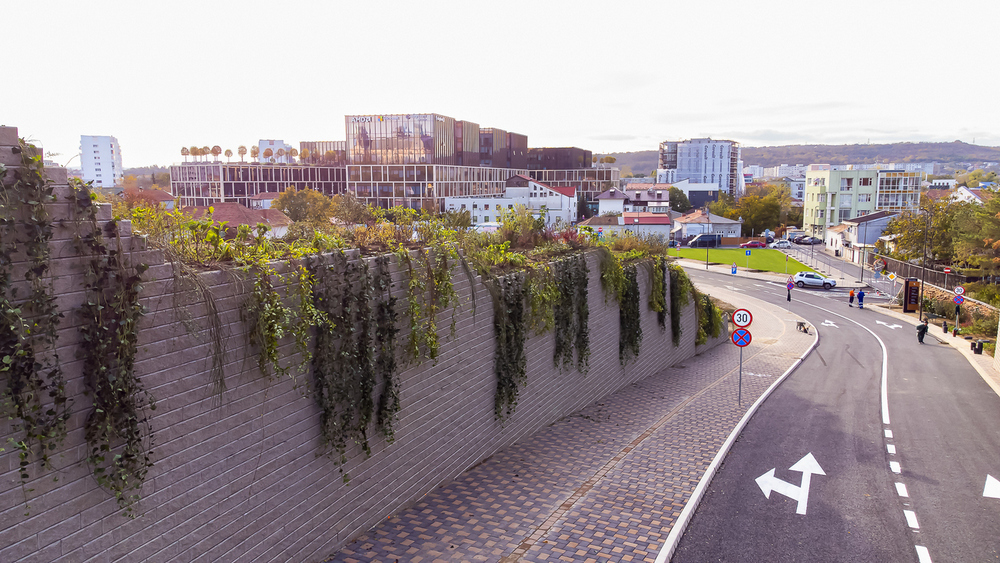 O companie privată a construit o stradă în Iași, cu peste 1,6 milioane ...