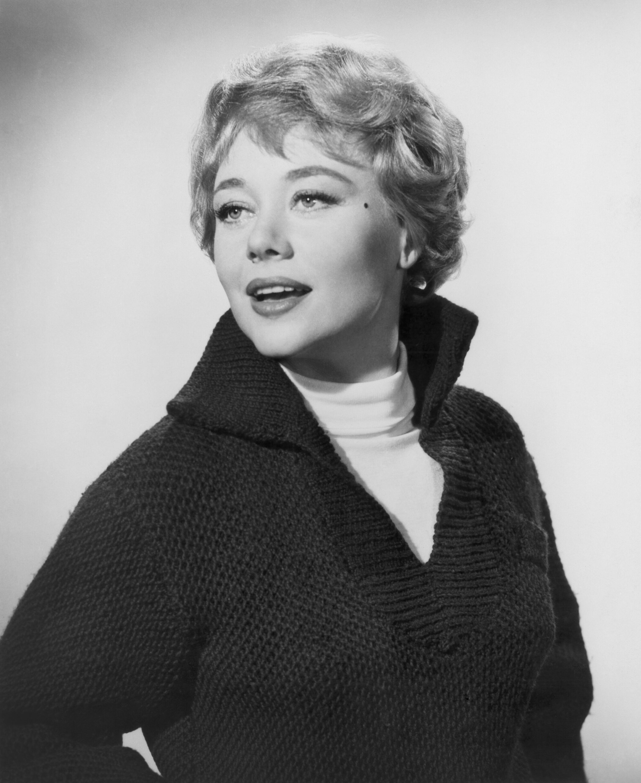 Actrița Glynis Johns, cunoscută din filmul Mary Poppins, a murit la ...