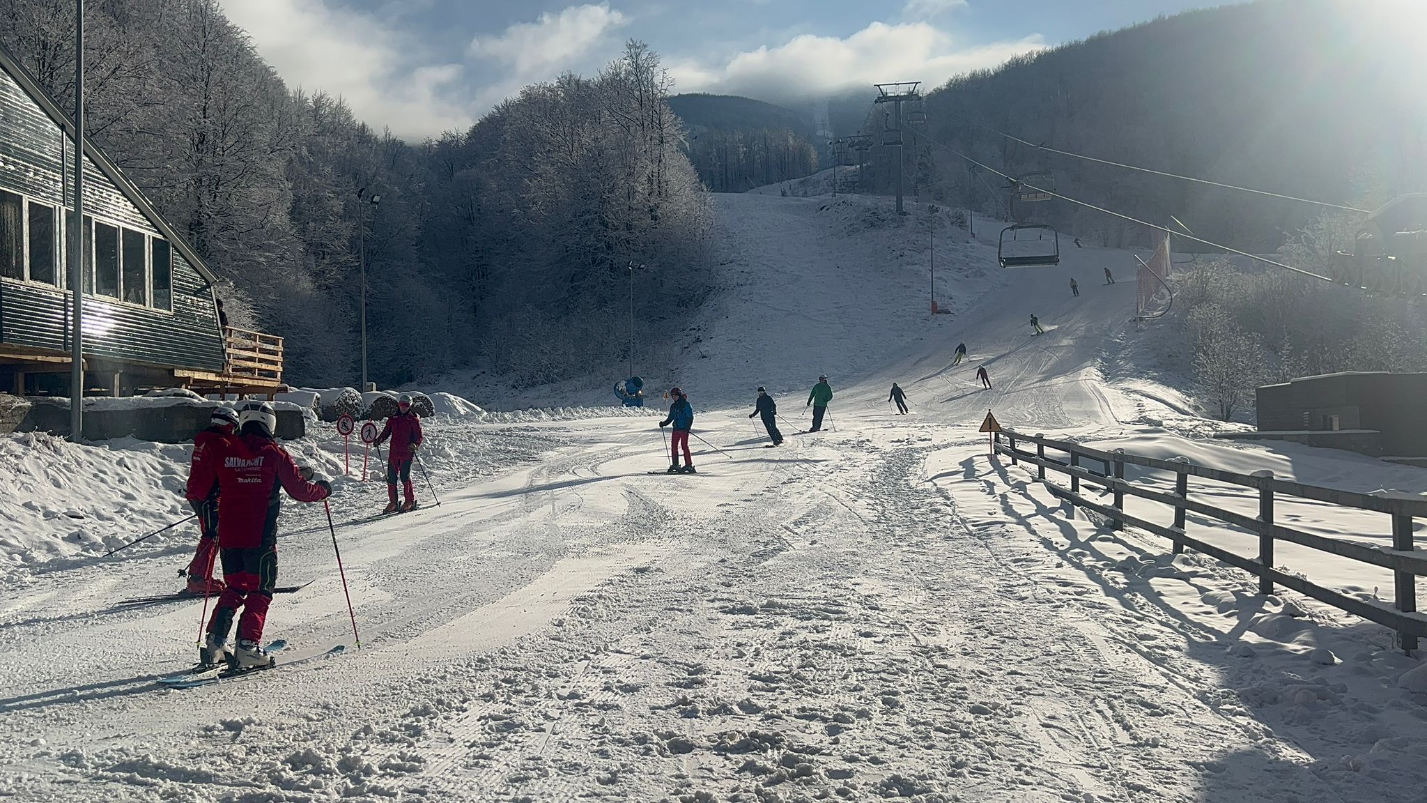 O nouă pârtie de schi în România. Luna Șes se deschide duminică ...