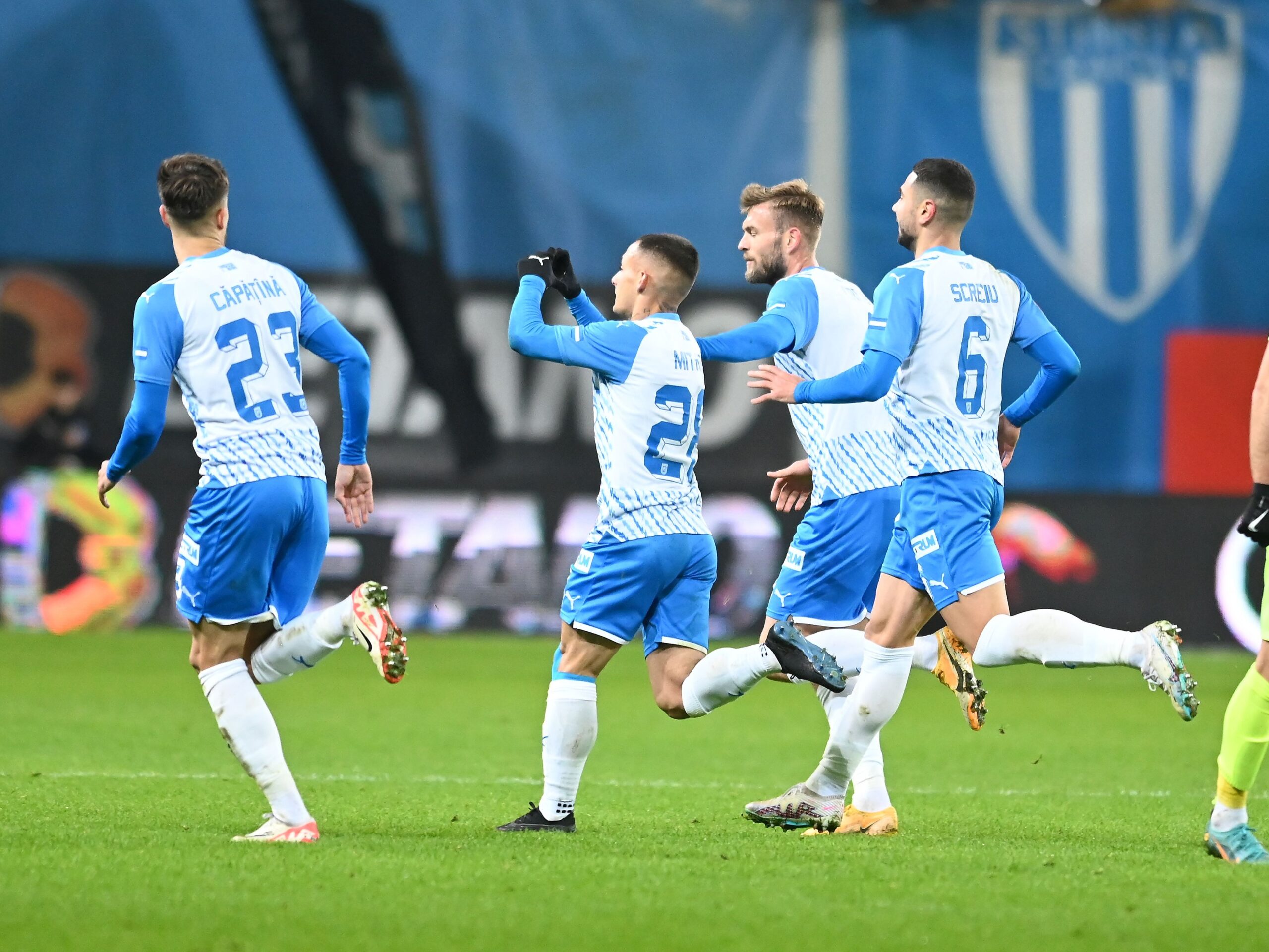 Primul transfer al verii la Universitatea Craiova: Concurență uriașă pe post - spotmedia.ro