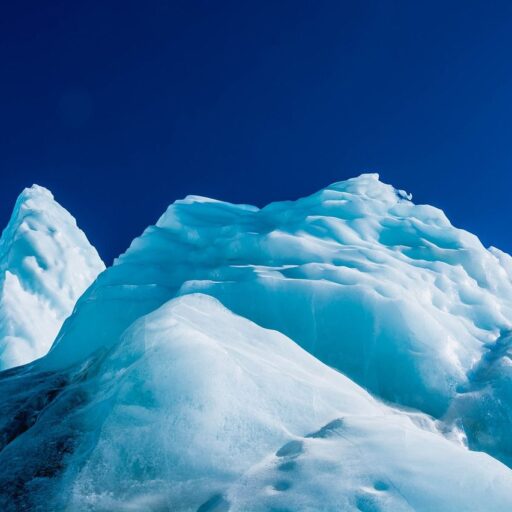 Antarctica a înregistrat cea mai rapidă prăbușire a unui ghețar ...