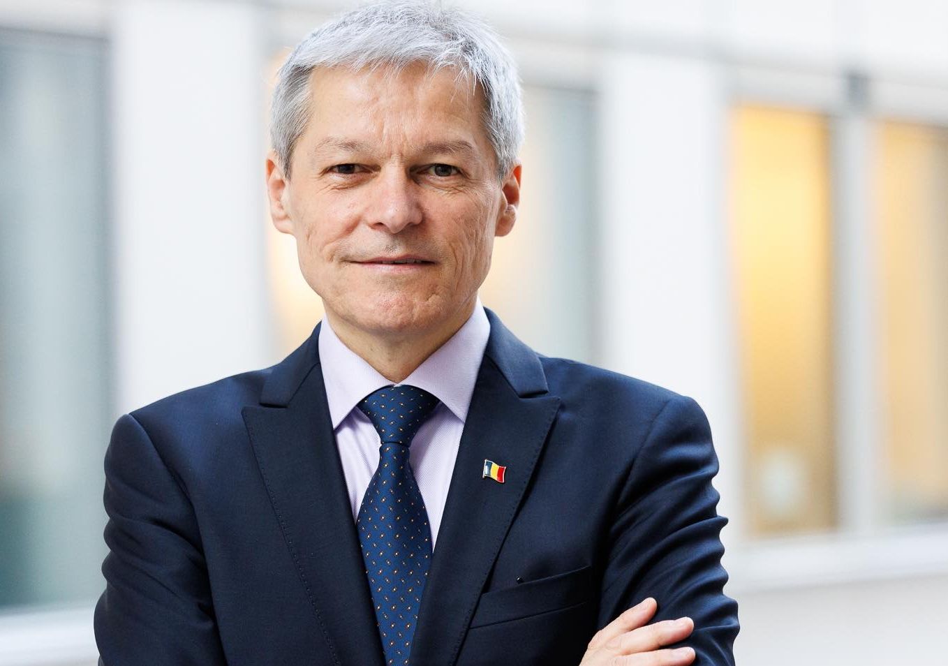 Dacian Cioloș a fost numit consilier prezidențial de către Nicușor Dan ...