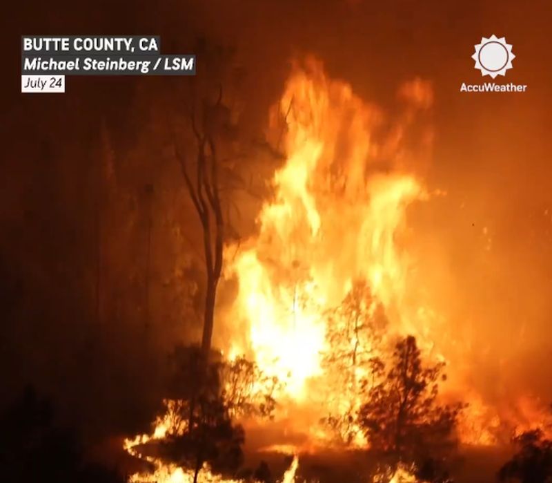 Imagini devastatoare din California: Primul mega-incendiu al anului ...