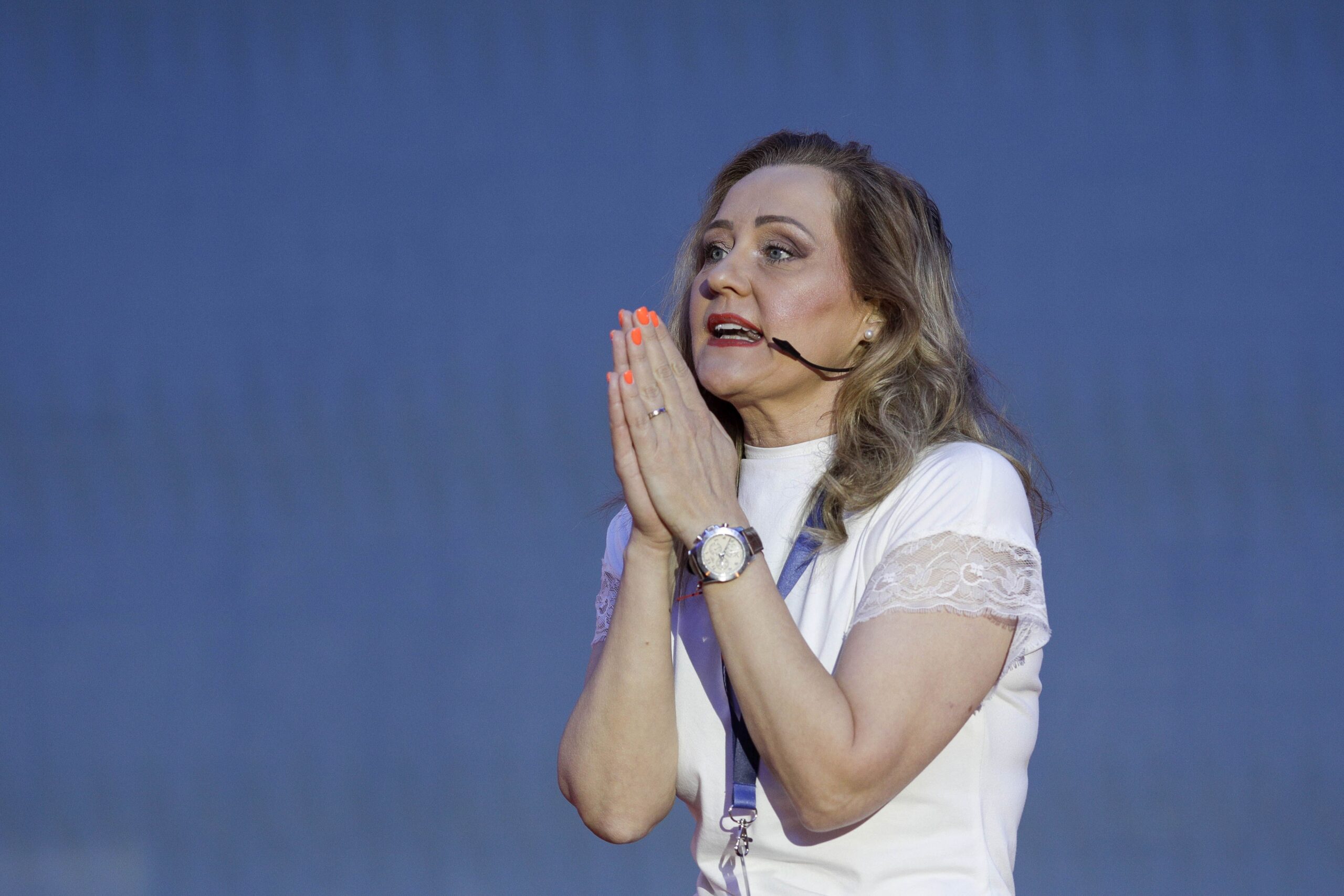 Lasconi vs. Georgescu: De ce ea are mai multe șanse - spotmedia.ro