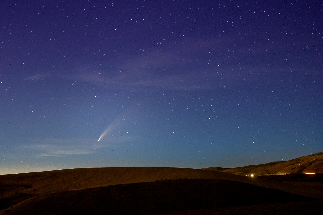 Ce era mingea de foc care a traversat cerul României azi-noapte ...