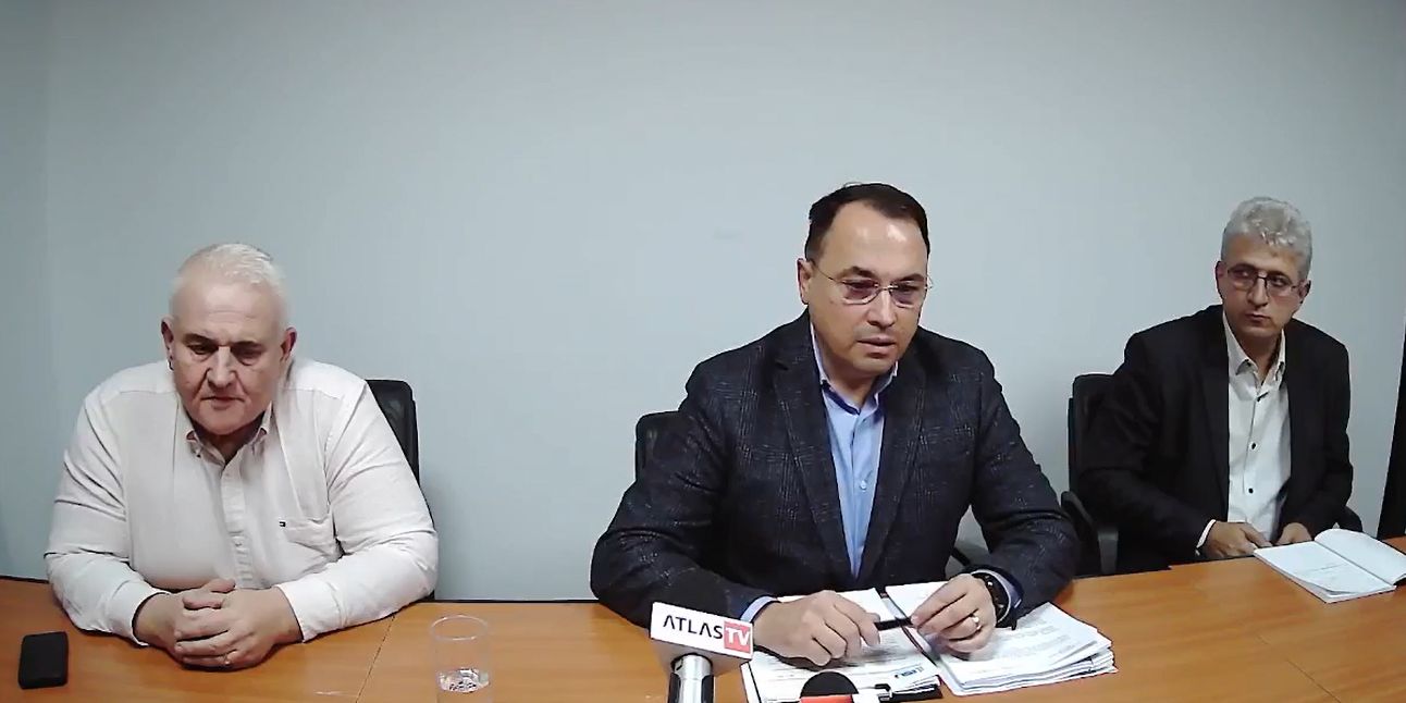 În Focșani, elevii învață la 15-17 grade. Primarul cere școlilor să ...