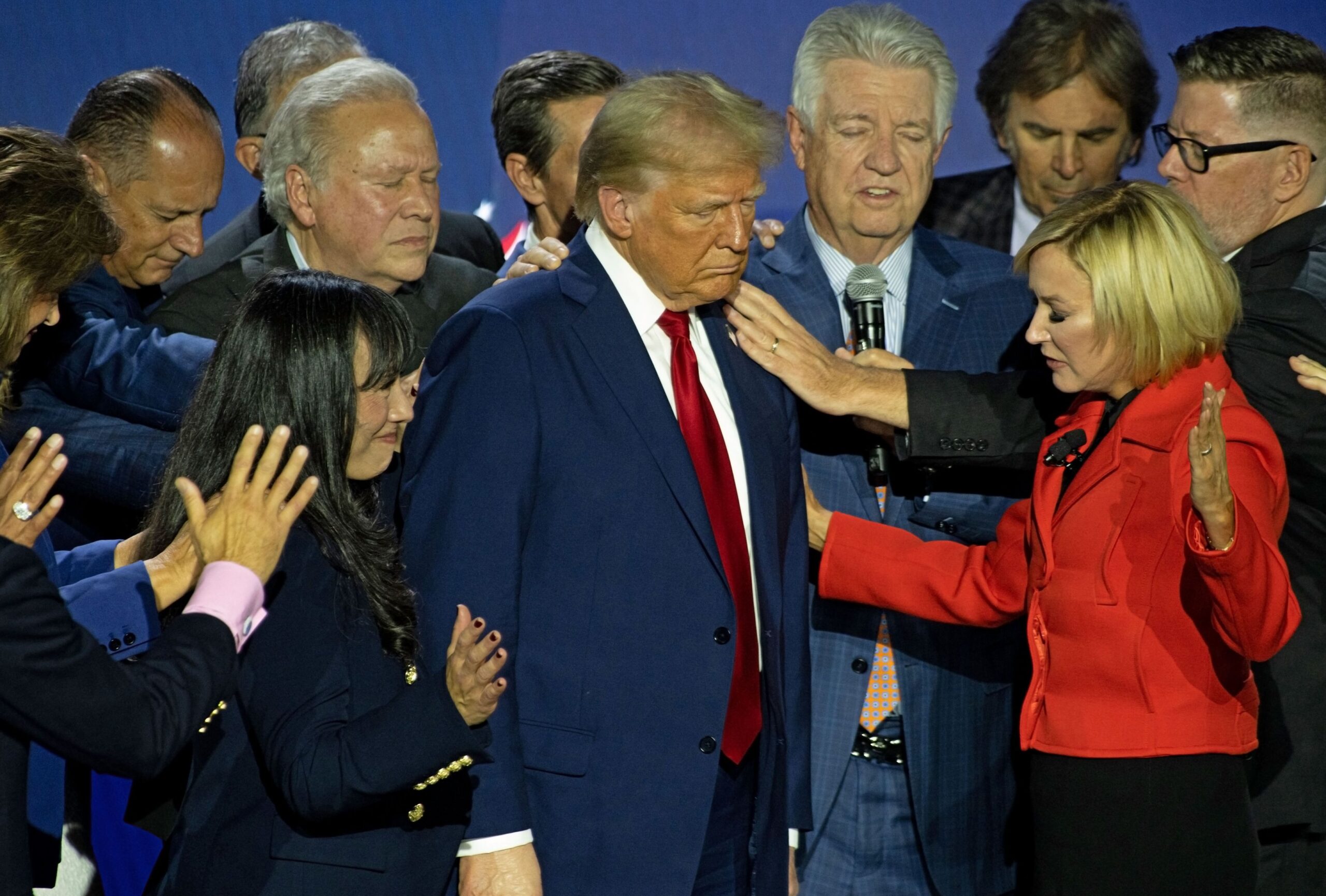 Donald Trump nu poate aduce rapid pacea, în timp ce Rusia se întoarce ...