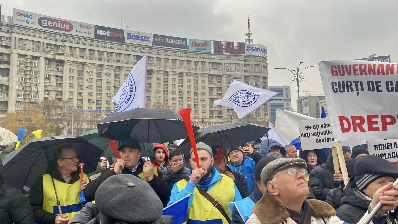 Protest la Guvern: Au ieșit în stradă silvicultori, polițiști, militari ...
