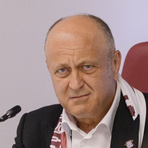 Dan Șucu a cooptat la Genoa o fostă legendă a fotbalului românesc ...