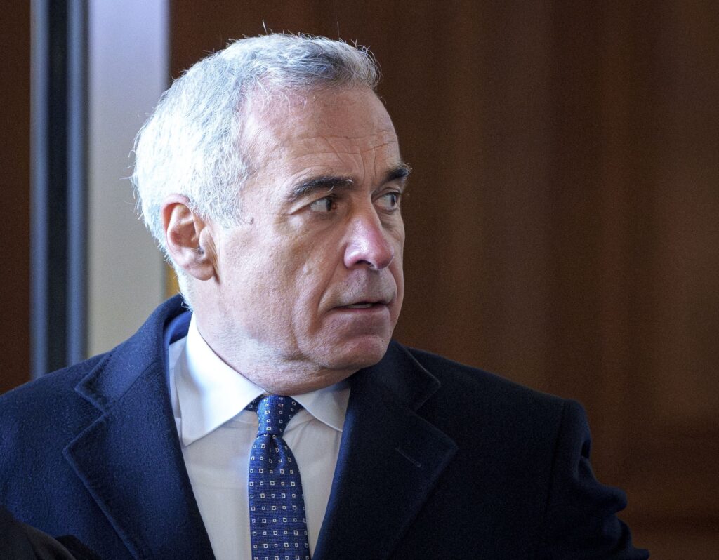 Italian secret services: Russia's strategy of manipulation and 34 cyber ...