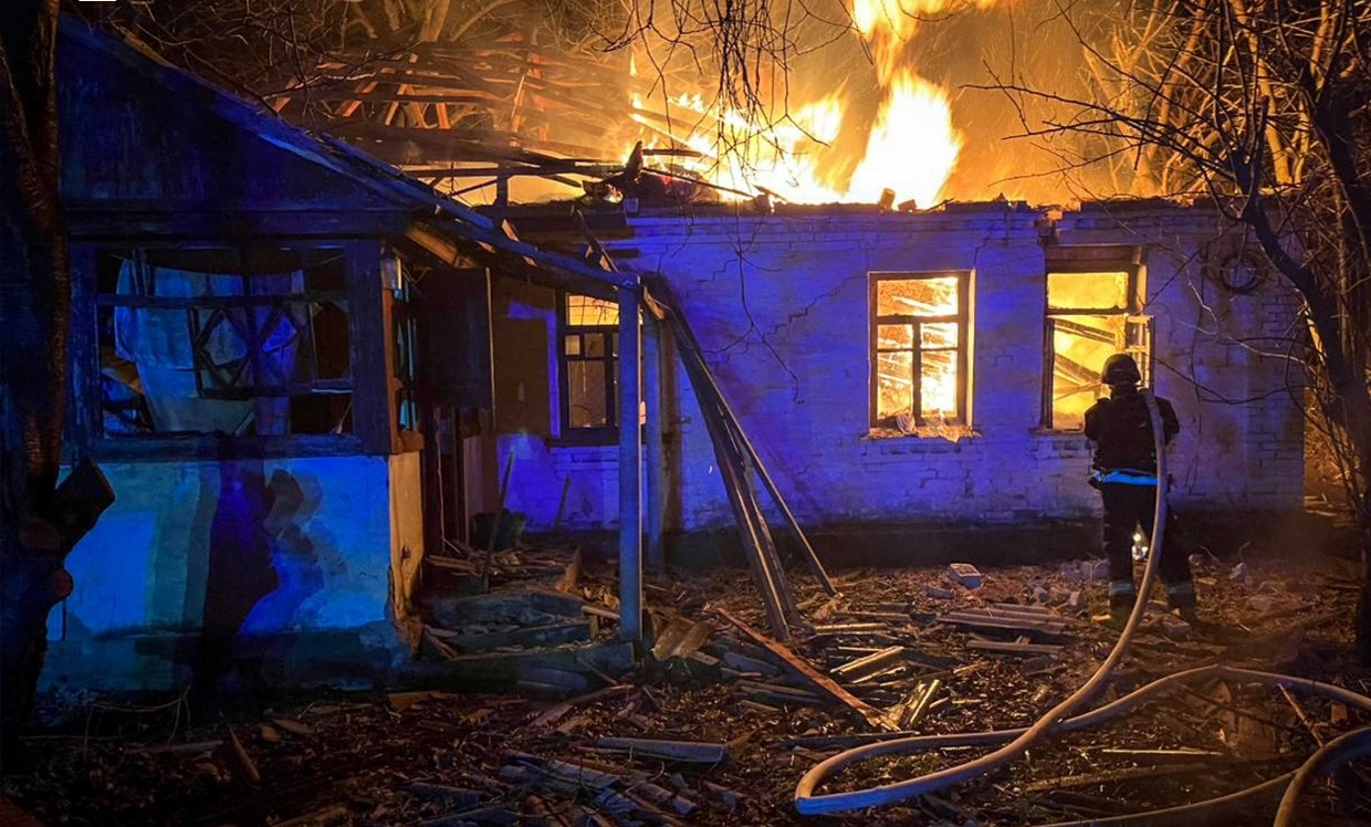 Ziua 1070 100 de drone peste Ucraina. Rusia nu are niciun contact cu Trump. Tucker Carlson ...