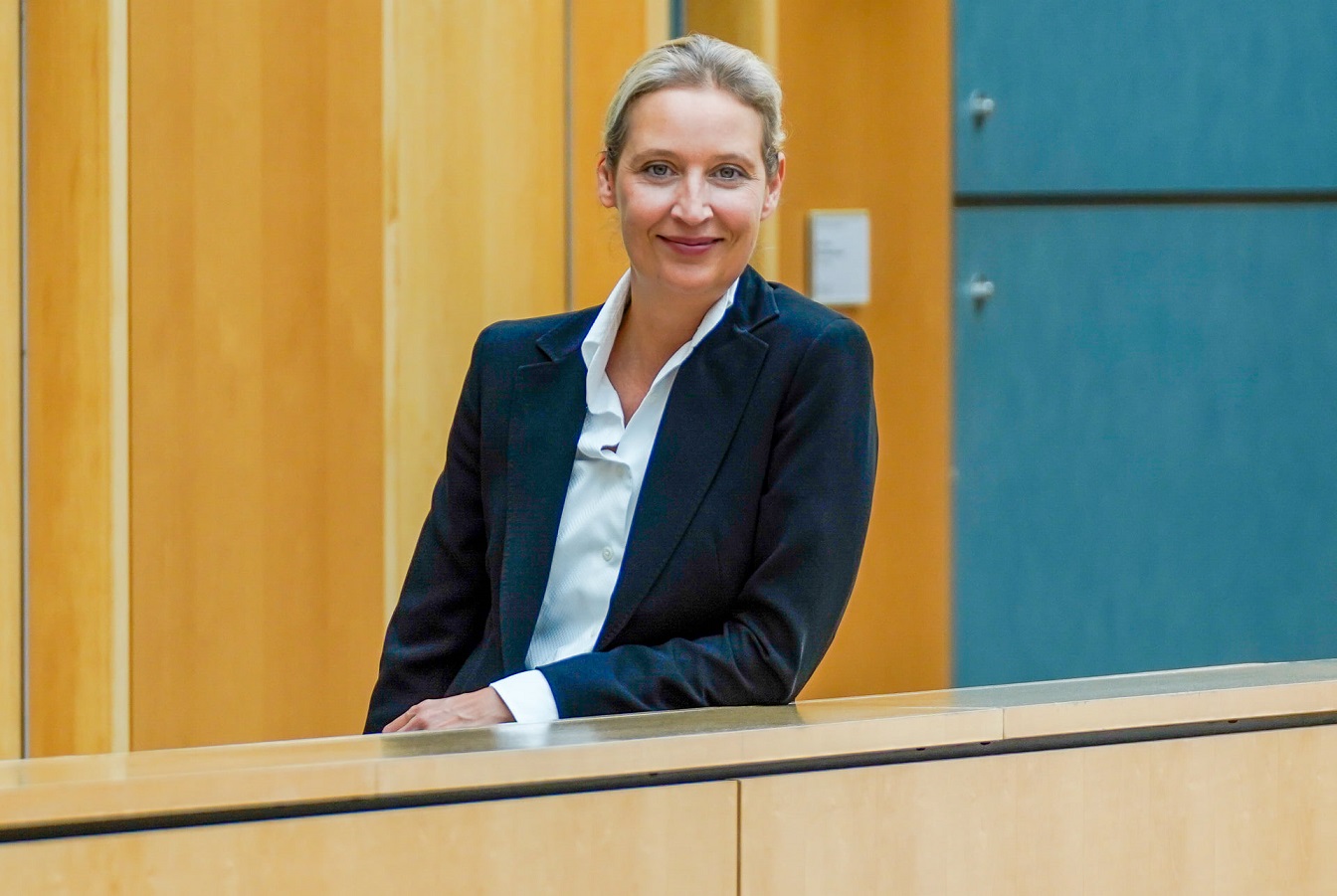 Portrait of Alice Weidel - The spearhead of extremists in Germany and ...