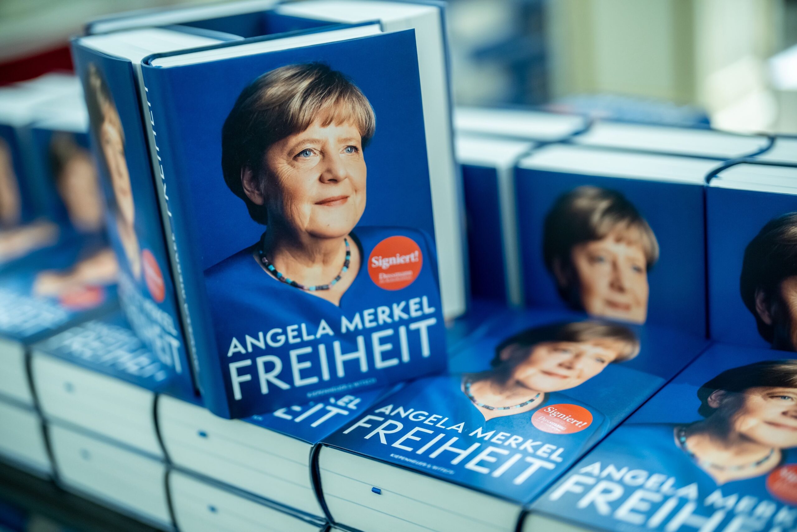 Zi istorică în Bundestag și o victorie pentru Angela Merkel - spotmedia.ro