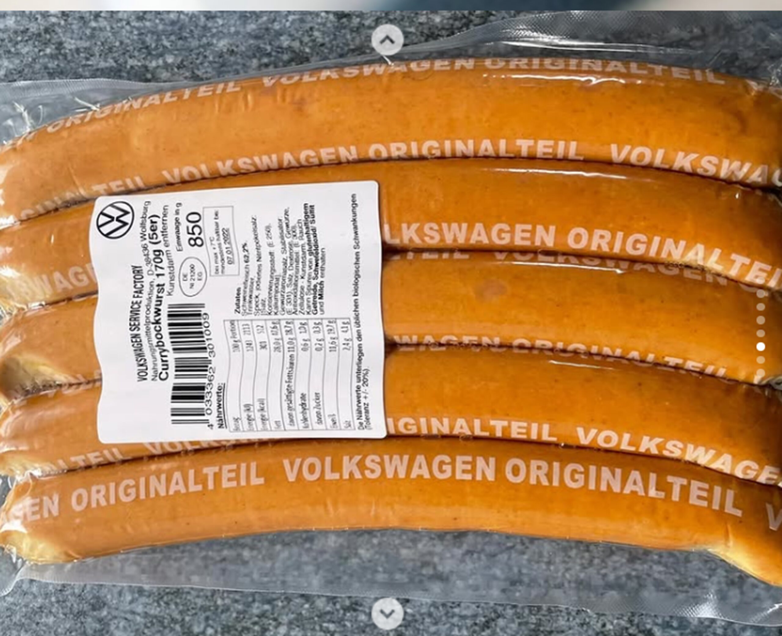 Volkswagen bifează un record de vânzări. Nu la mașini, ci la cârnați ...