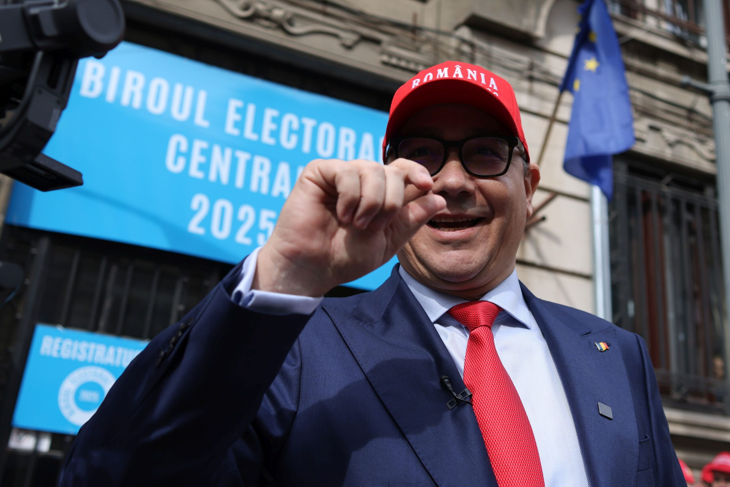 Victor Ponta a renunțat la cetățenia sârbă UPDATE CCR a respins ...