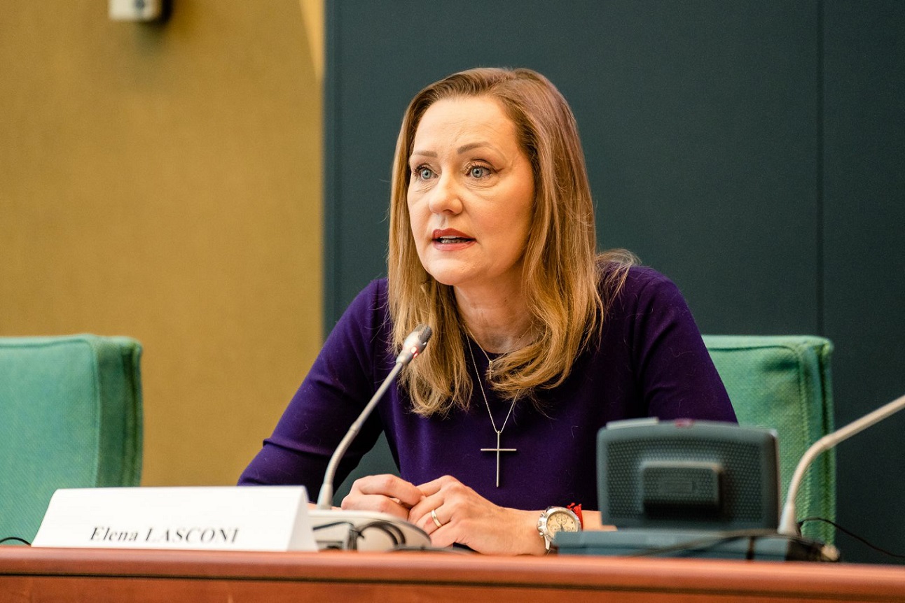 Lasconi spune că ar fi trebuit să se reia alegerile cu aceiași ...