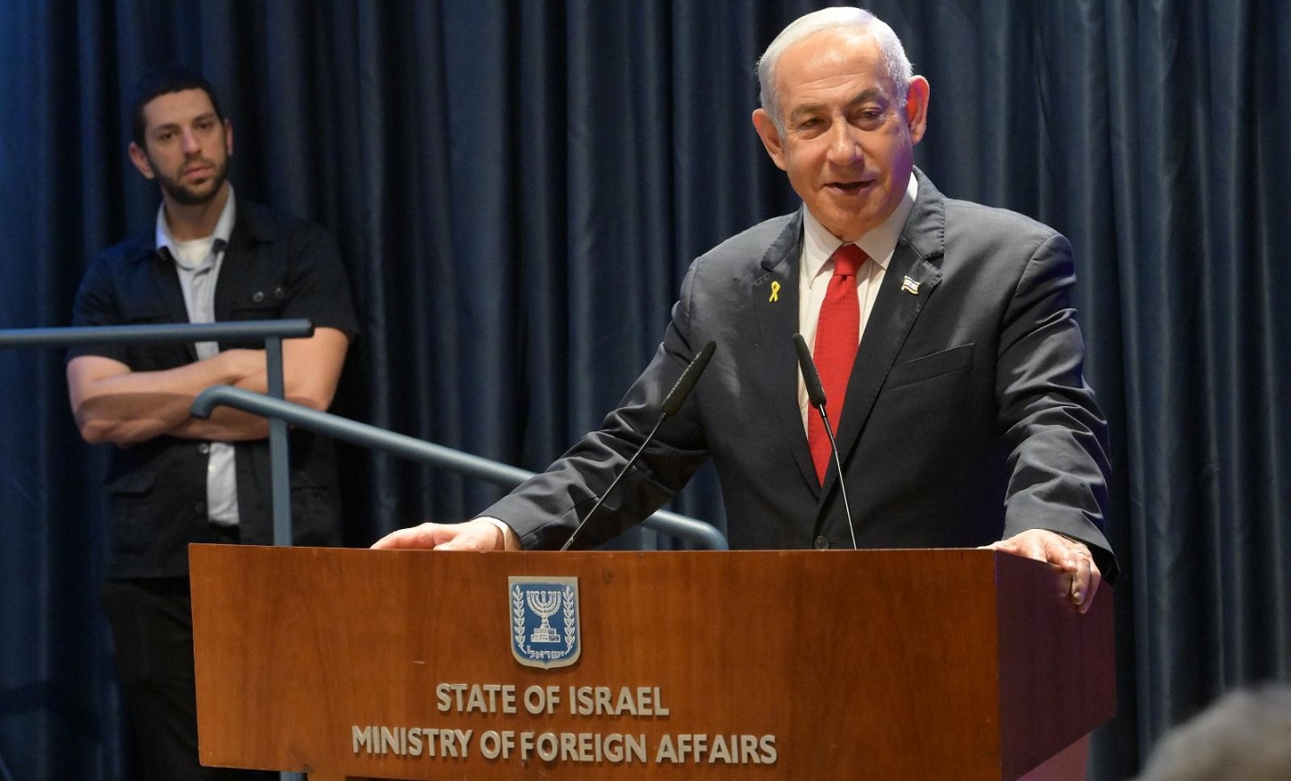 Netanyahu l-a felicitat pe Nicușor Dan pentru câștigarea alegerilor ...