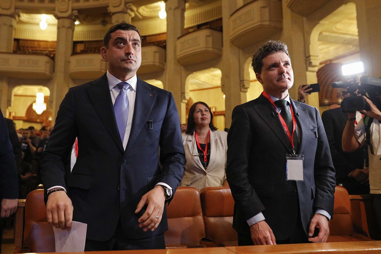 Față în față pentru prima dată: Simion vorbește despre falia satanistă, Nicușor spune că ...