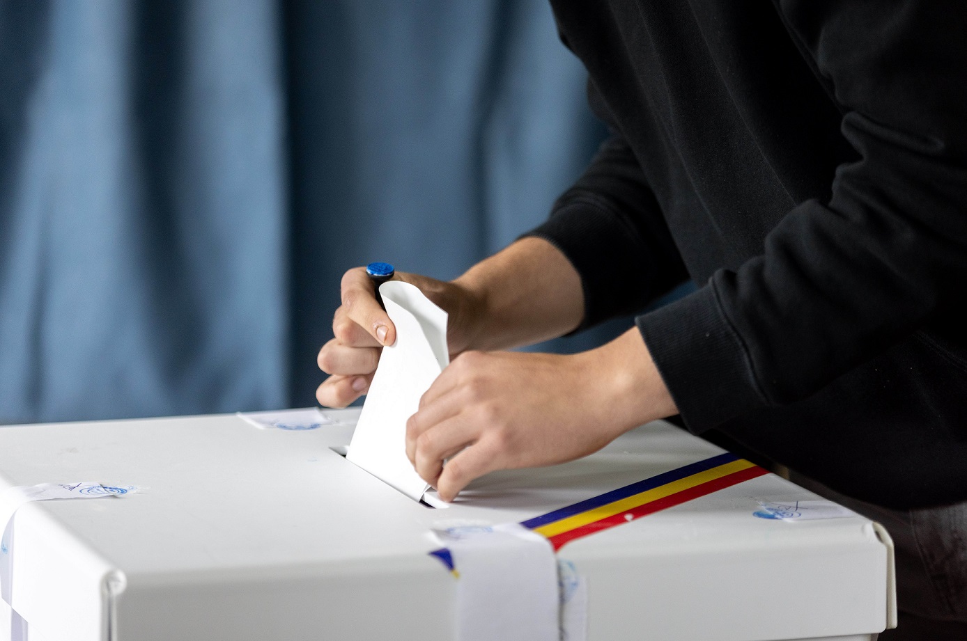 AUR a trecut de 40%, PNL e al doilea partid, PSD scade până aproape de ...