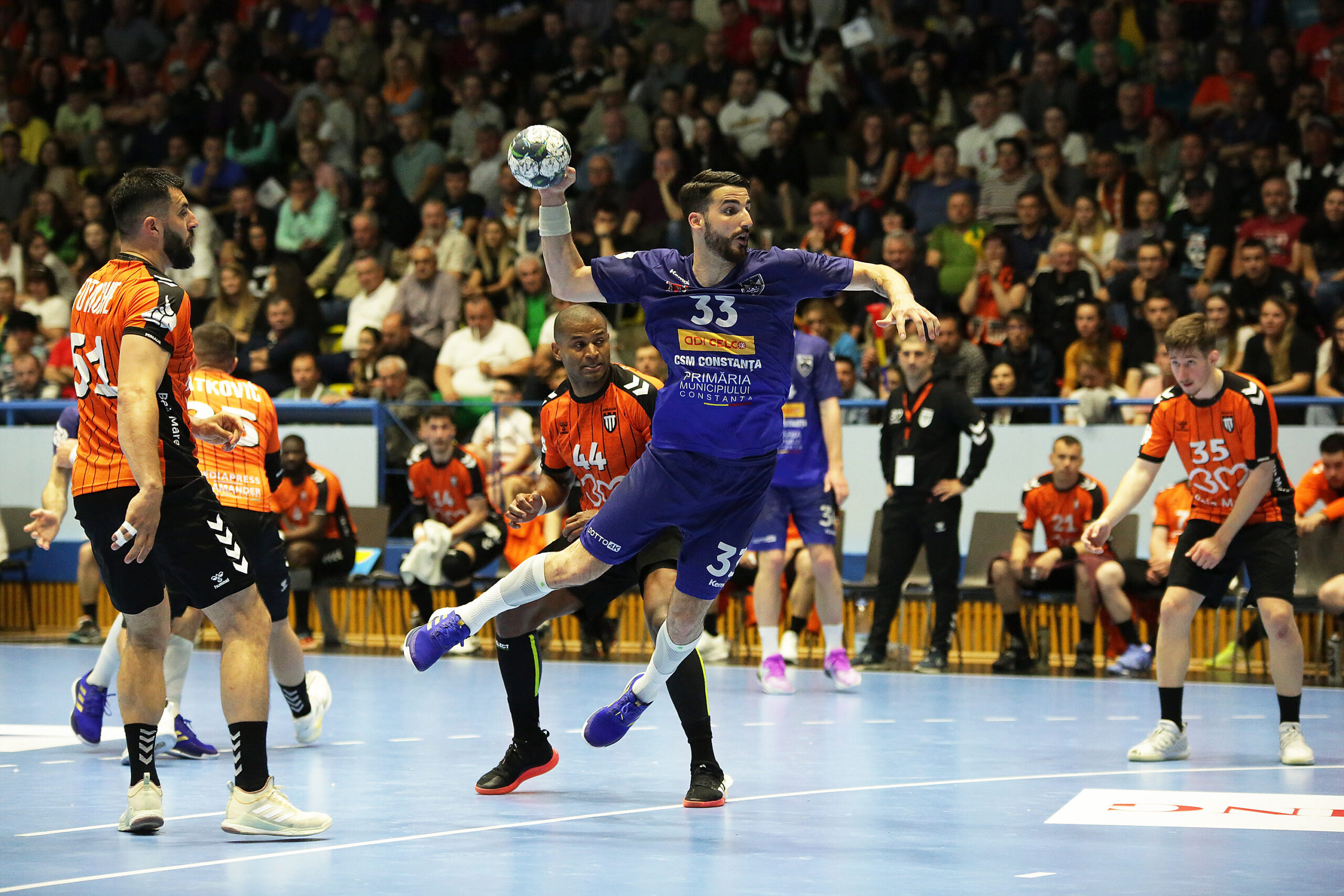 Minaur Baia Mare s-a calificat în premieră în grupele EHF European ...