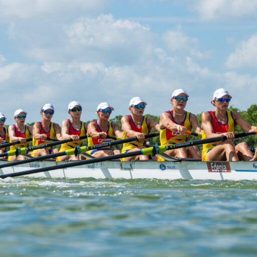 Canotaj: România obține prima medalie de aur din istorie cu un echipaj ...