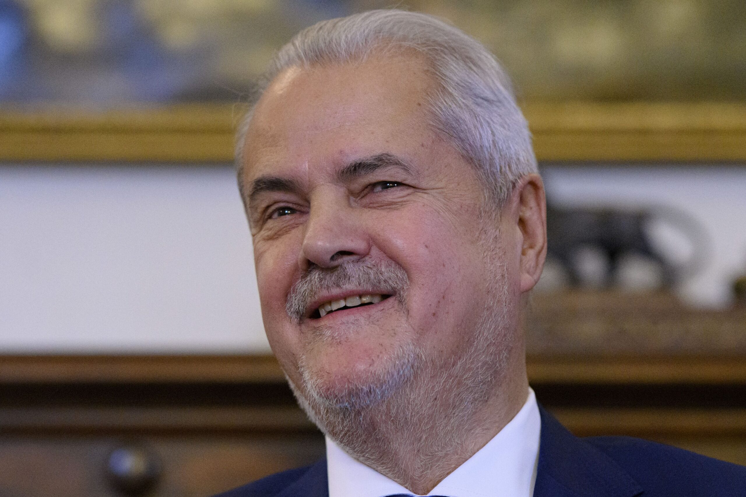 De ce a bubuit Adrian Năstase bugetul Capitalei? (Video) - spotmedia.ro