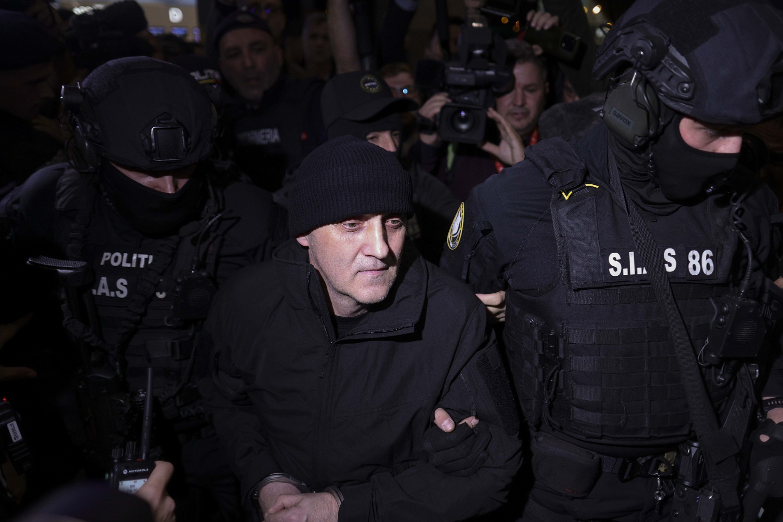 Horațiu Potra a fost adus din Dubai (Foto) Ministrul Justiției: Nu a ...