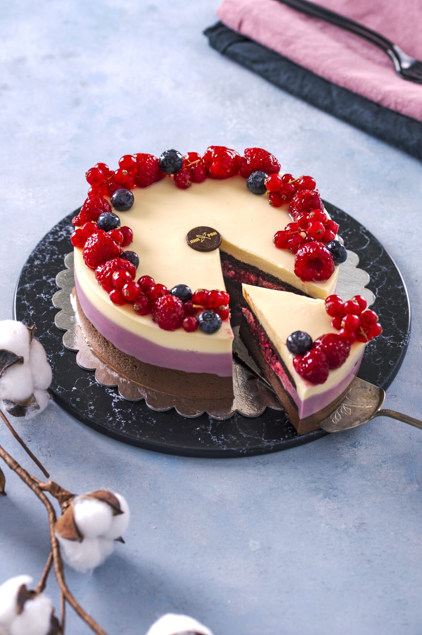 Peste trei decenii de tradiție, adaptare și inovație la Ana Pan ...