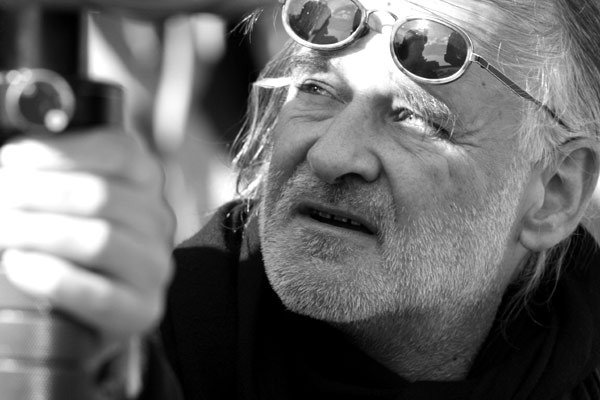 Legendarul regizor maghiar Béla Tarr a murit la vârsta de 70 de ani ...