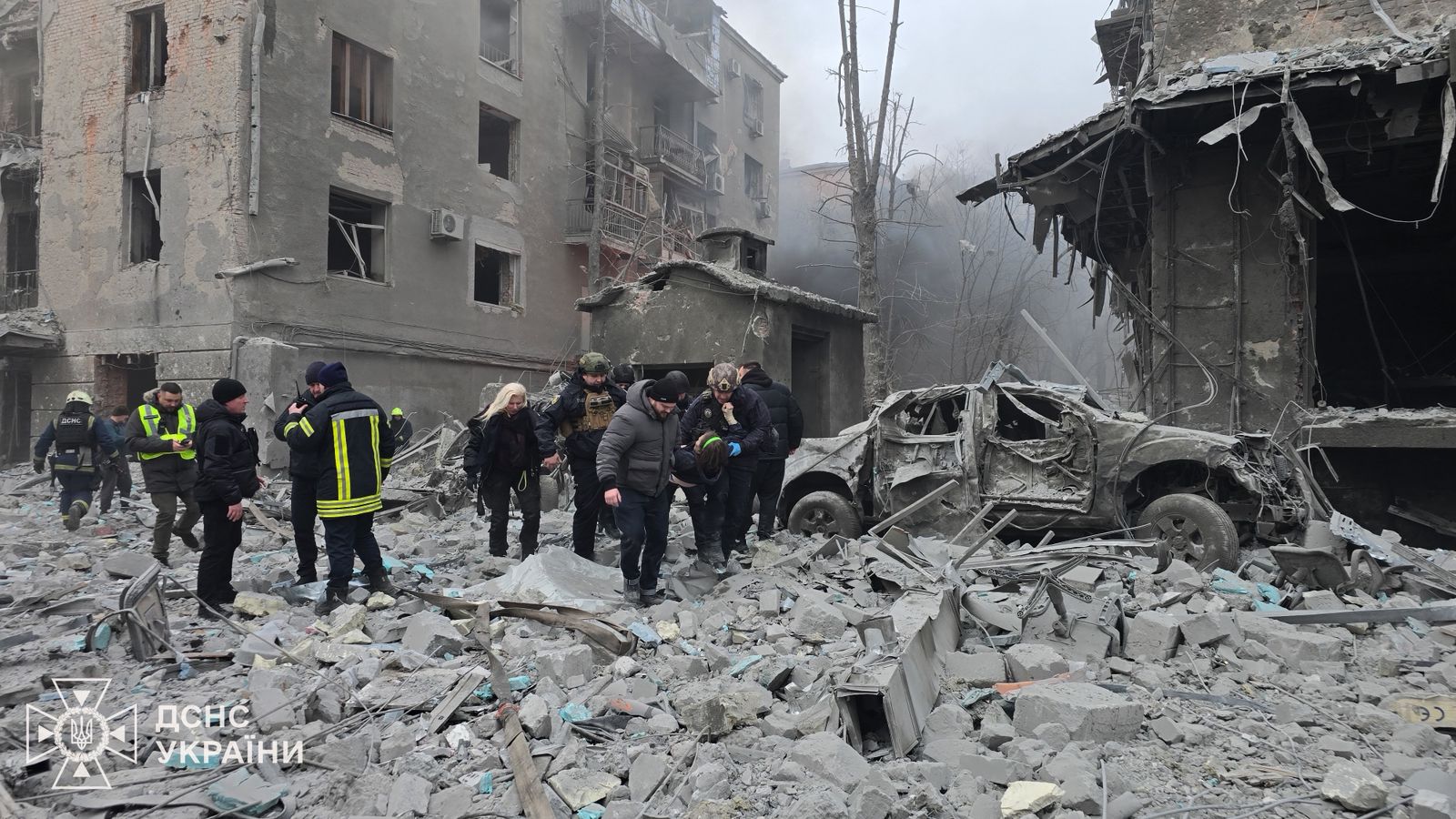 Ziua 1410 Noapte de foc în Ucraina, atacuri aeriene în valuri. Civili ...