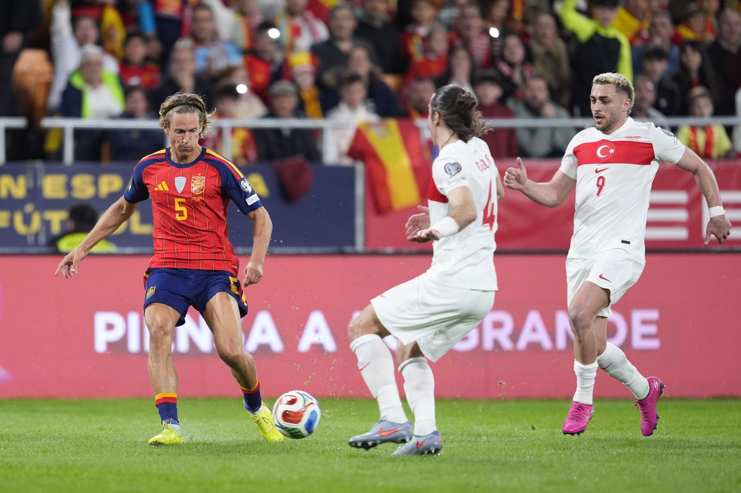 Issues with the squad for Turkey ahead of the play-off against Romania ...
