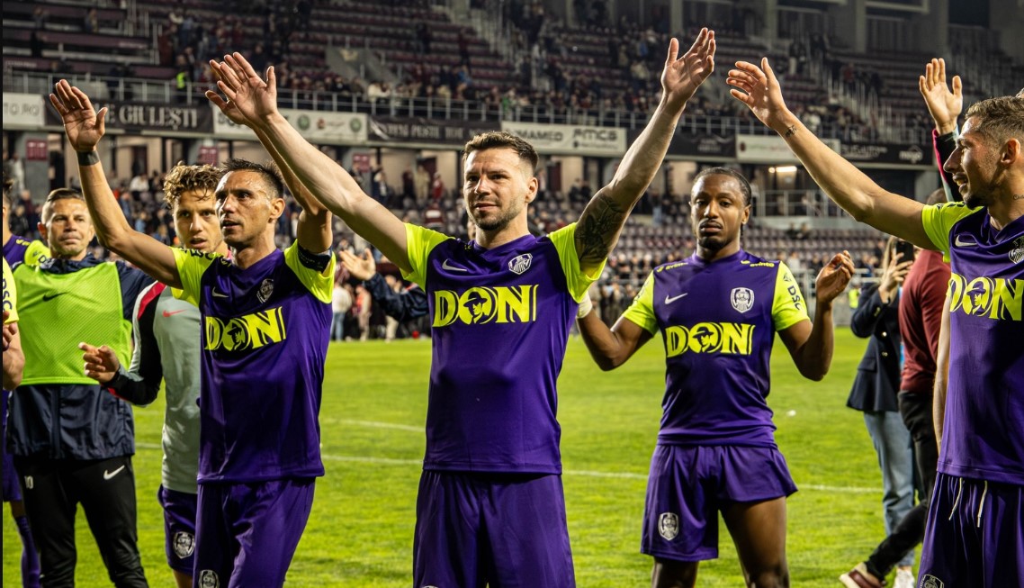 CFR Cluj și-a găsit antrenor: Negocieri intense cu înlocuitorul lui ...